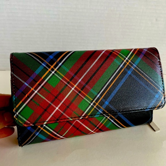 Safe Keeper | Bags | Safe Keeper Patent Leather Tartan Plaid Large Tree ...